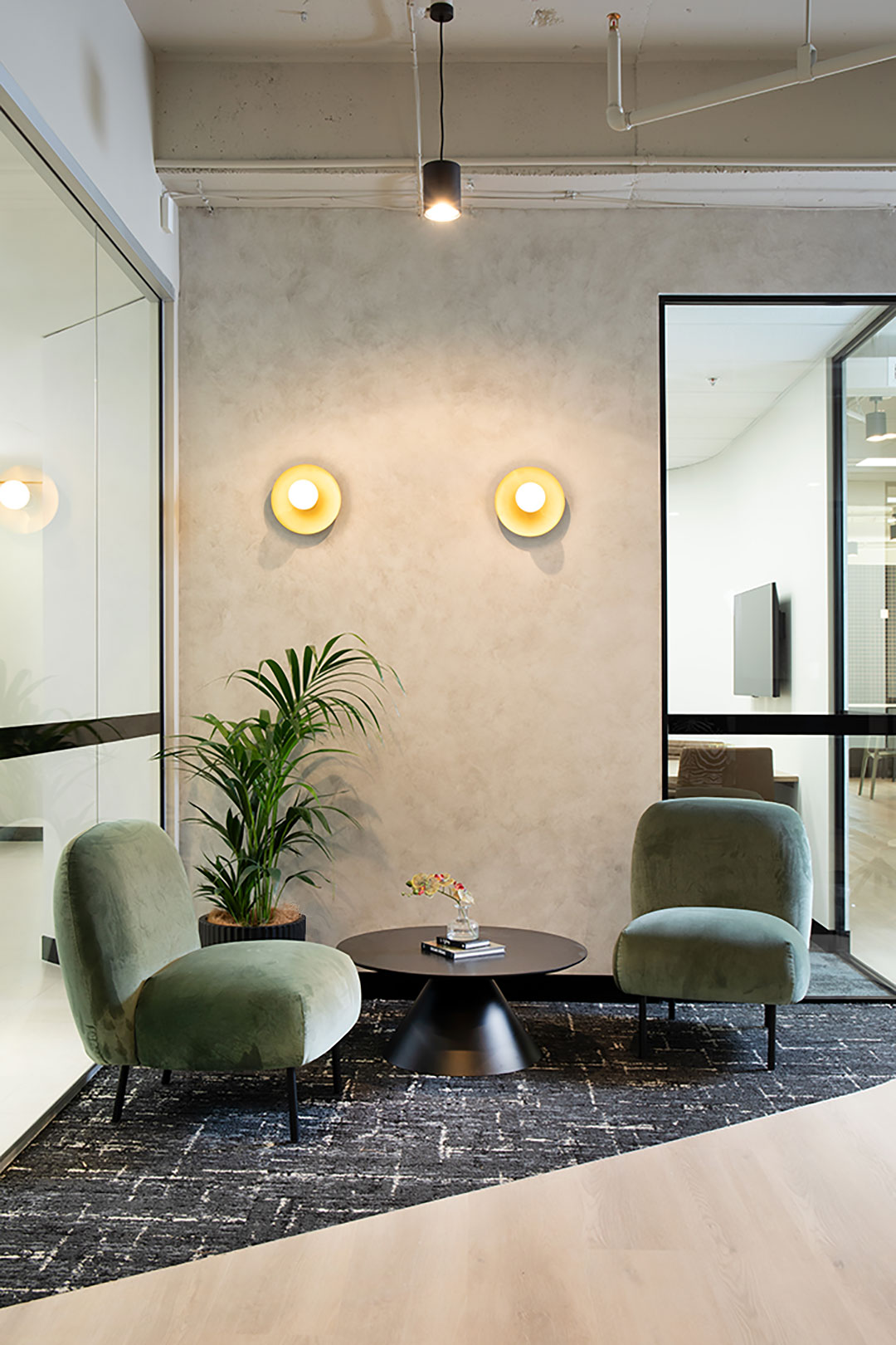 307 Queen Street - PMG Group